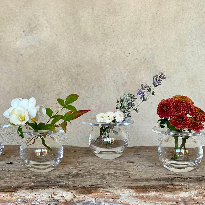 Small recycled glass vase – Musa – BONNESOEURS